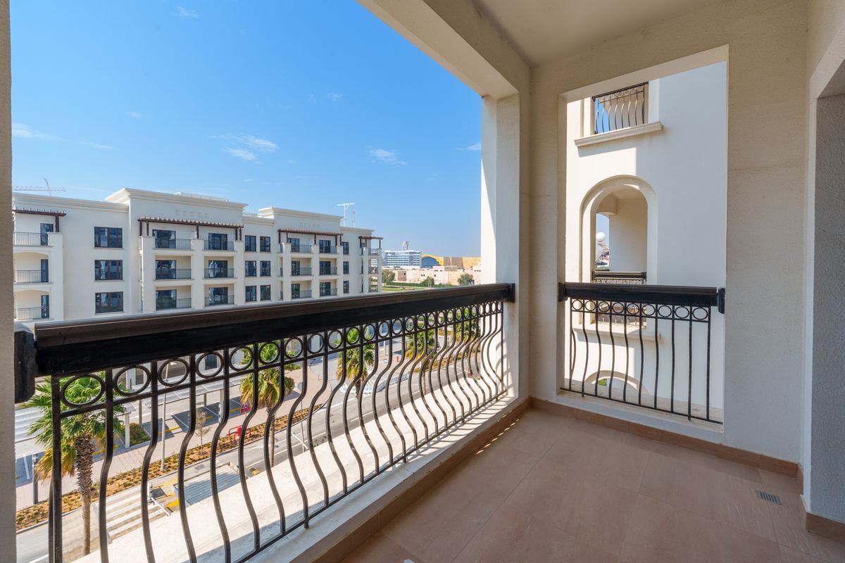 Apartment in Ansam 1 | Ready To Move In | Prime Location | Full ...
